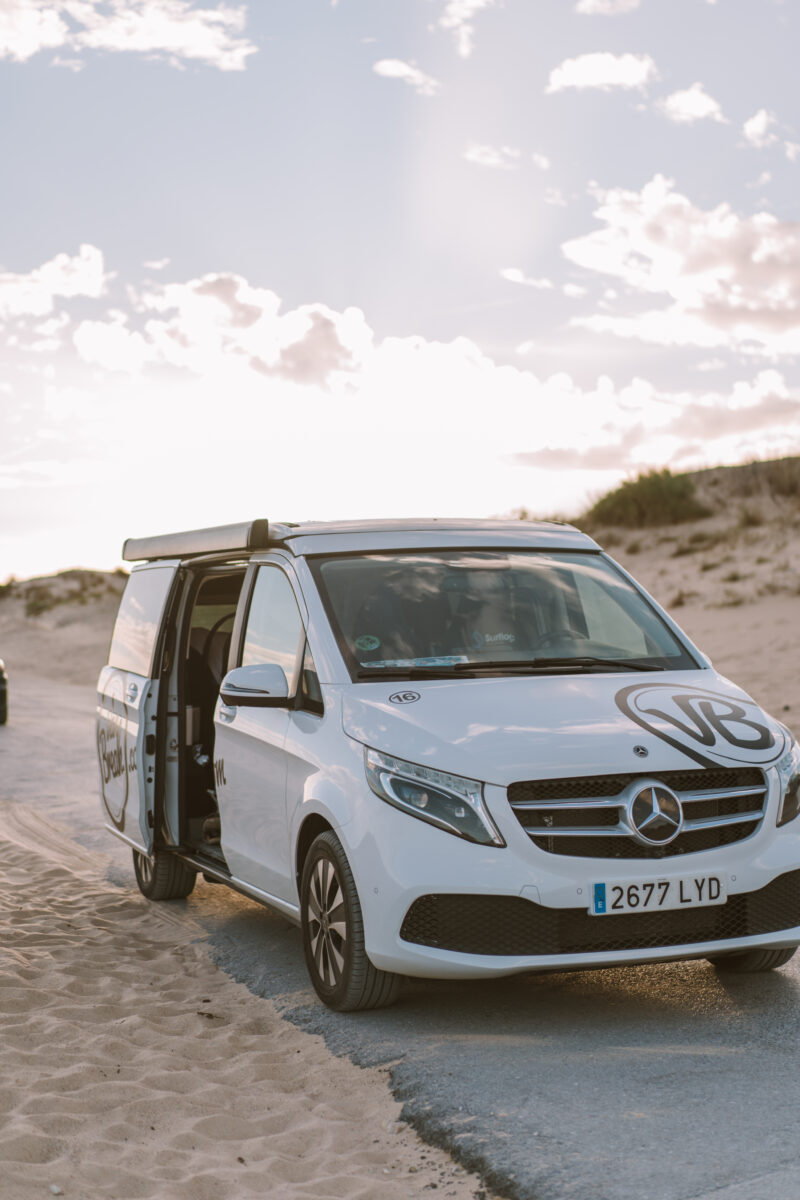 Location De Van Et Fourgon Aménagé à Malaga (Espagne) - VanBreak